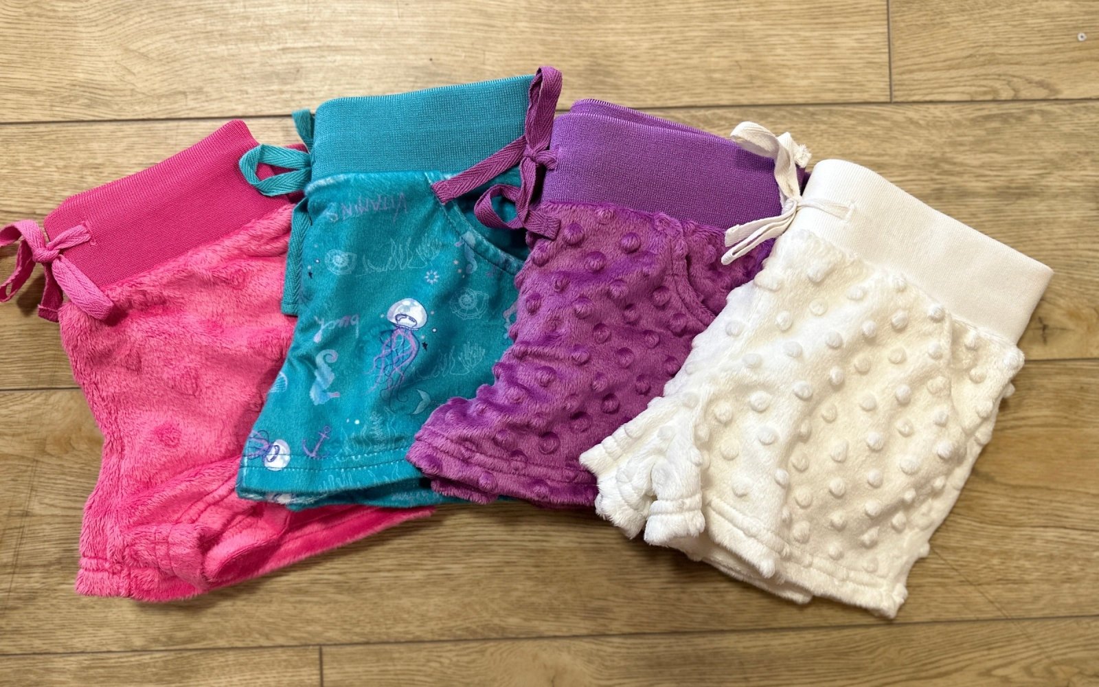 Lime Apple Girls Minky Bubble Shorts - $25 SALE | HONEYPIEKIDS